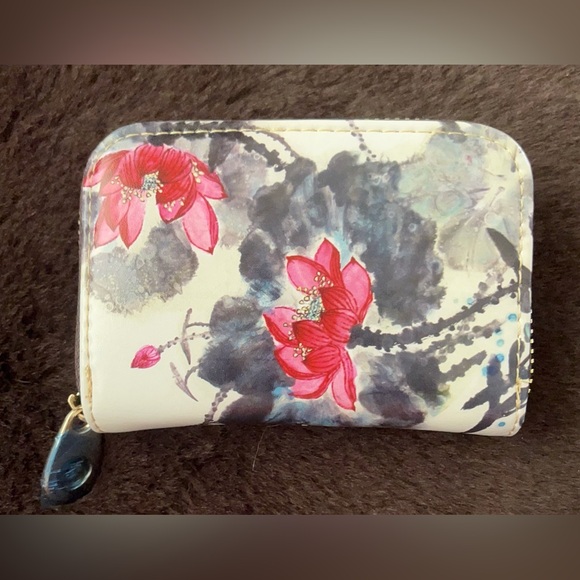 Wander Wallets | Bags | New Wander Wallets Small Wallet | Poshmark